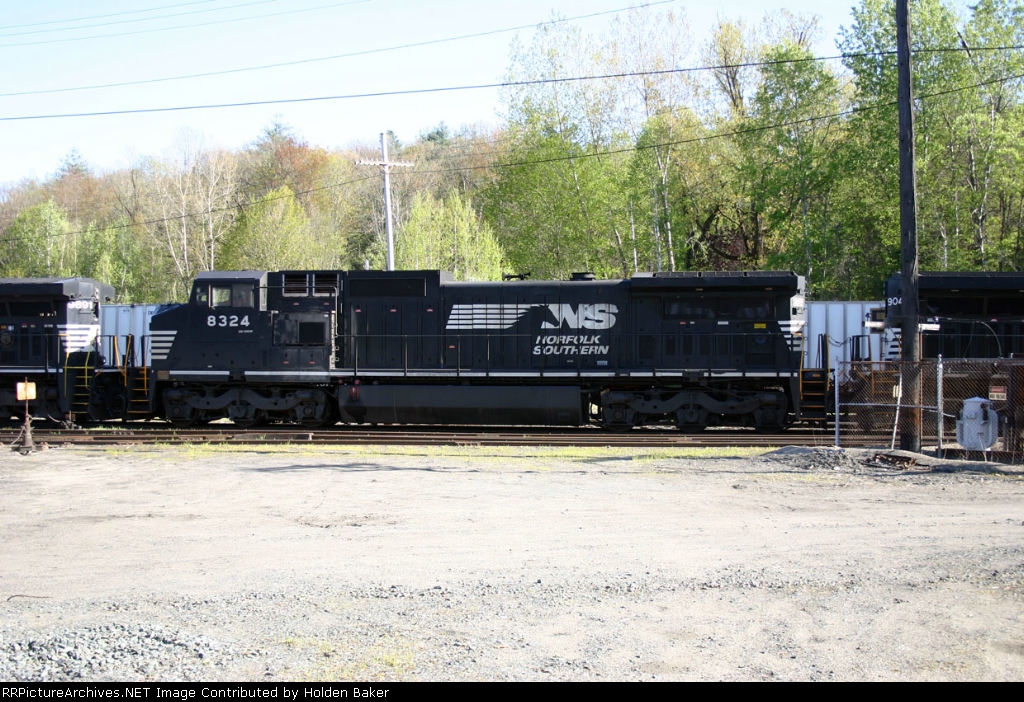 NS 8324